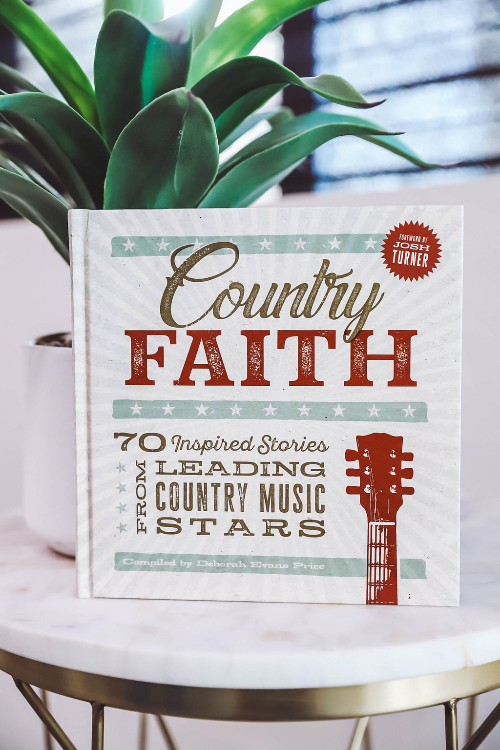 Country Faith: 70 Inspired Stories from Leading Country Music Stars – IKT